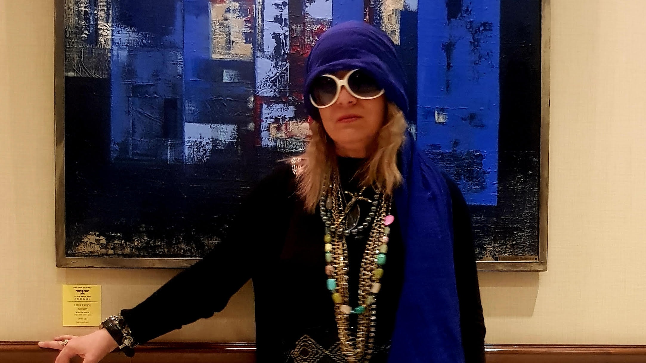 Emoția abstractului prin ochii și mâinile Lidiei Zadeh - Jurnalul de ...